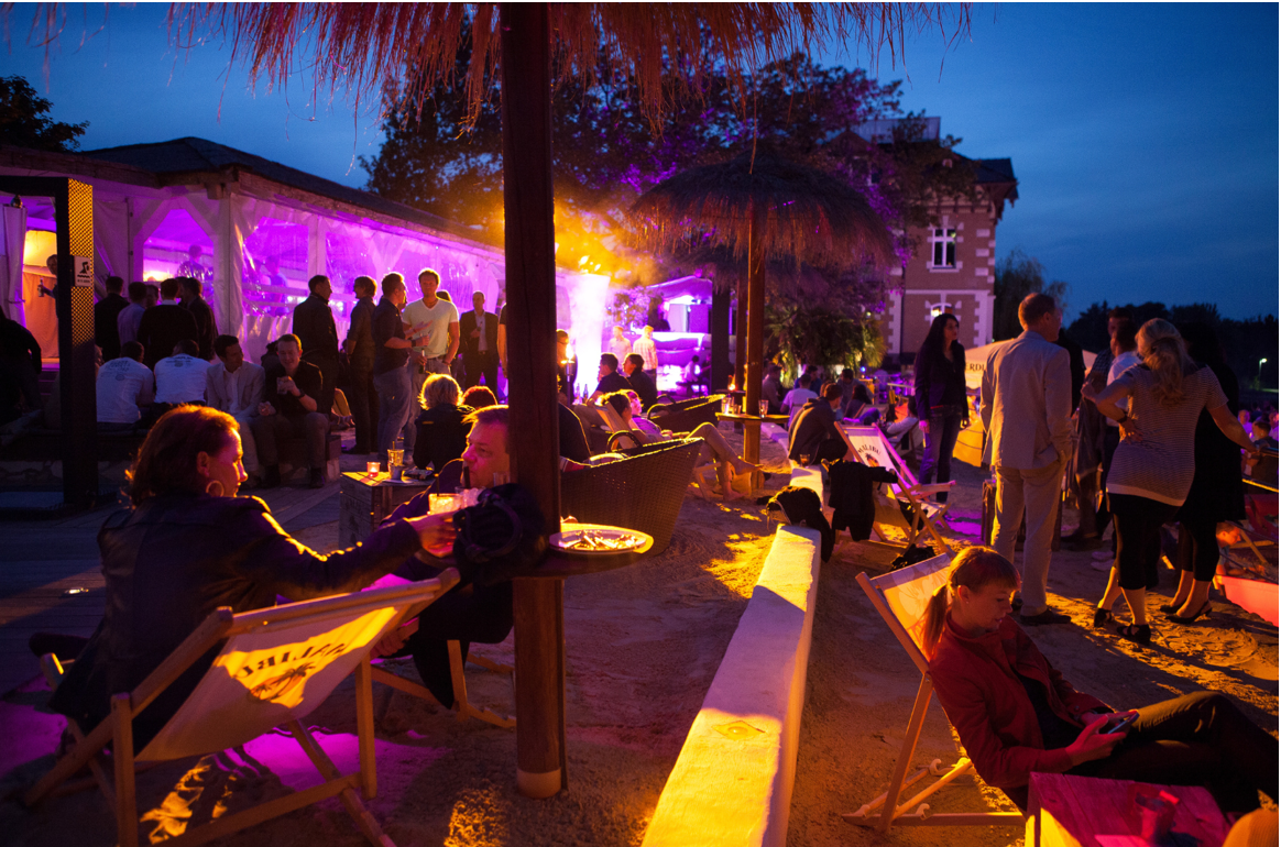 What is an Experiential Event? - Simply Orangez Pte Ltd